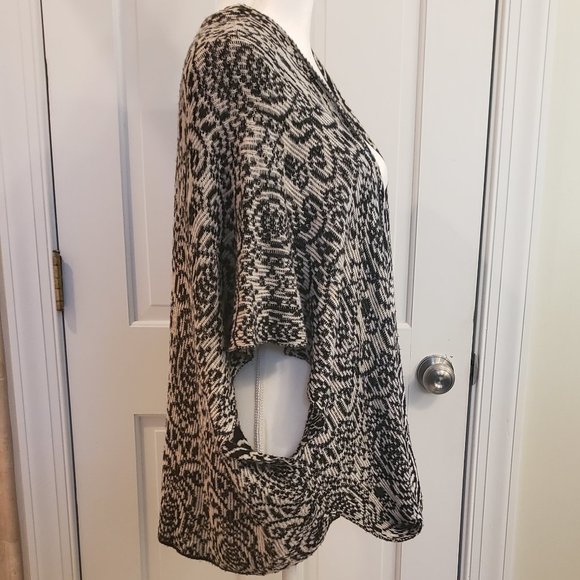 Democracy | Sweaters | Democracy Black And White Twist Wrap Sweater ...